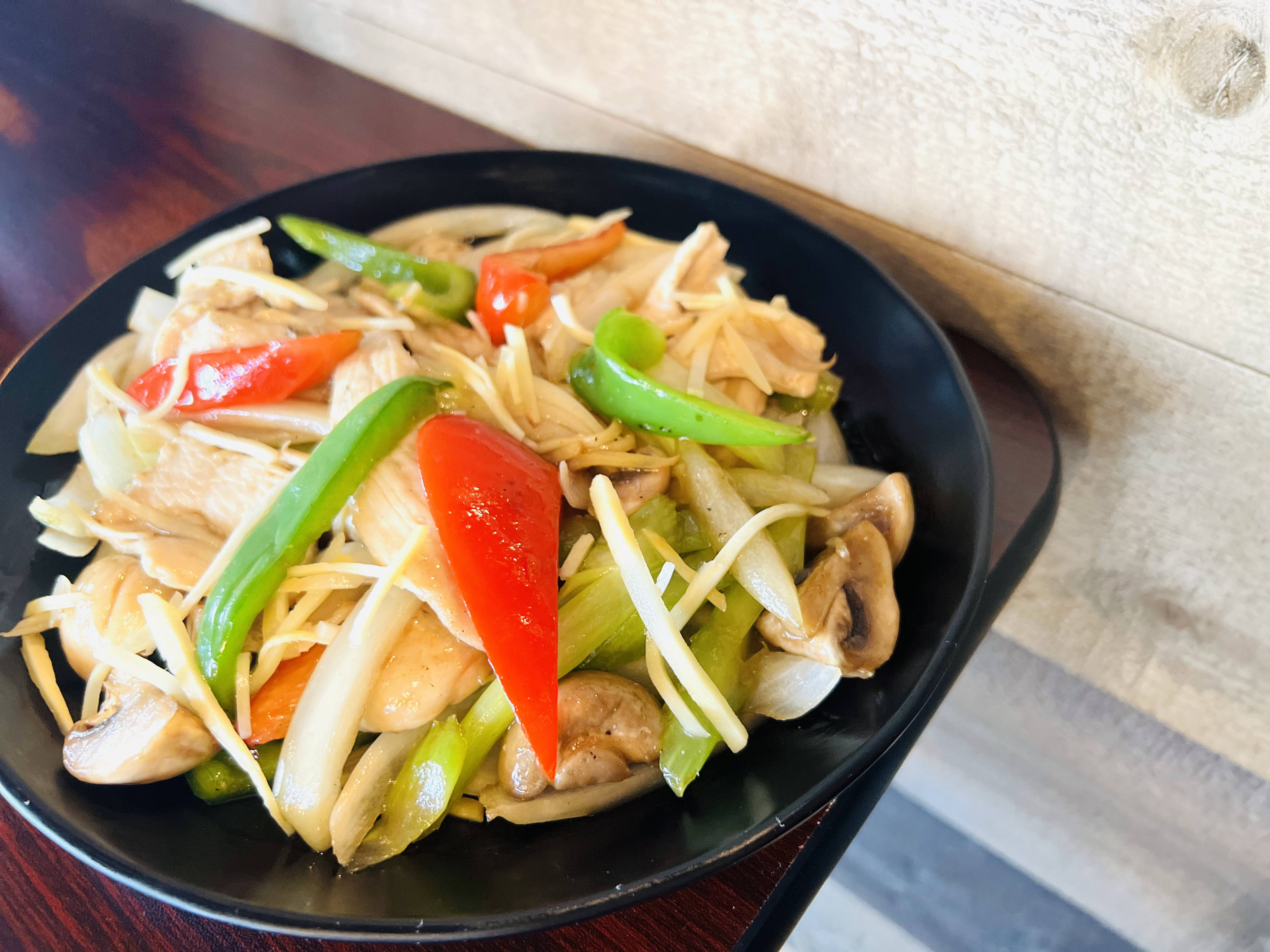 F6. Pad Ginger | Tuk Tuk Thai Kitchen